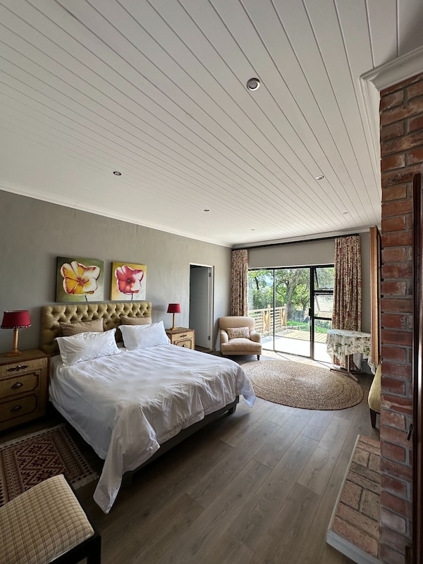 Warm & Welcoming Cottage - Your Perfect Getaway - Grabouw