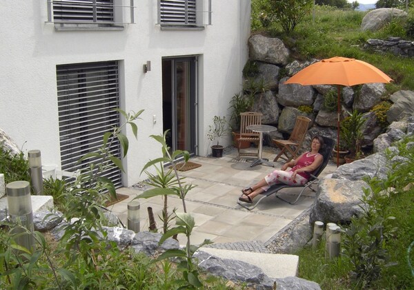 Ferienwohnung 'Bania' Mit Privater Terrasse, Wi-fi Und Klimaanlage - Nonnenhorn
