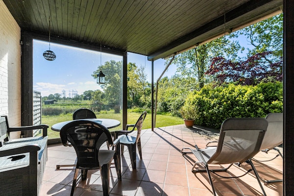 Ferienwohnung 'Wiesenblick 1' Mit Privater Terrasse, Privatem Garten Und Wi-fi - Heide