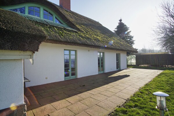 Strandnahe Ferienwohnung Mit Meerblick - Ferienhaus Strandlatscher Fewo 01 - Wiek