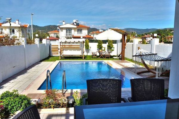 3 Bedroom Villa With Private Pool And Garden Near The Beach - Фетхие