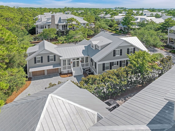 Newly Remodeled 5 Br! | Watercolor Resort | Golf Cart! - Seaside, FL