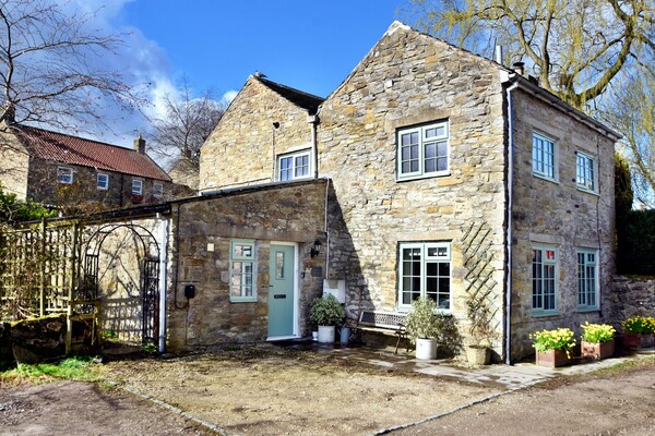Finest Retreats - Stable Cottage - Leyburn