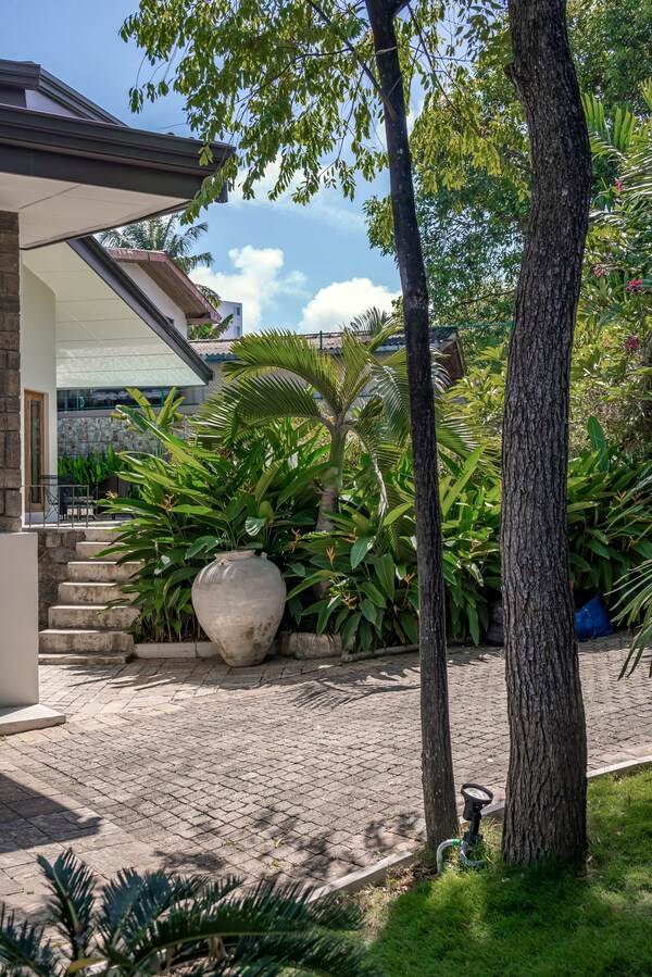 Colombo Villa Collection - Colombo