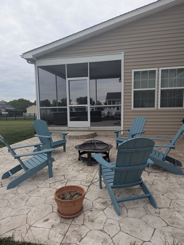 Charming 3-bedroom House In Milton - 1 Minute Off Route 1 - Redden State Forest, Georgetown