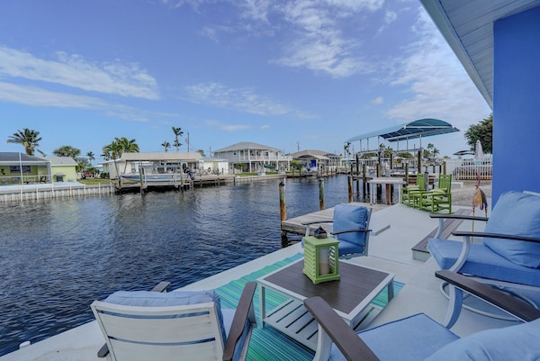 New!  Hidden- Speakeasy-penny Floor. 3bd 3bath Boat Dock & Walk 2 Town Fabulous - Matlacha, FL