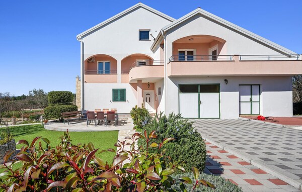 Impresionante Apartamento De 2. - Skradin