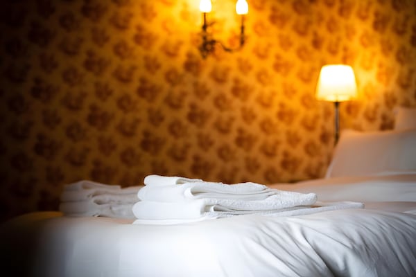 Chambre D'hôtes 'Chambre Double - Vue Sur Parc' Avec Jardin Partagé Et Wi-fi - Lusignan
