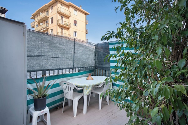 Appartamento 'Casa Del Sole' Con Vista Sul Mare E Terrazza Privata - Vallecrosia
