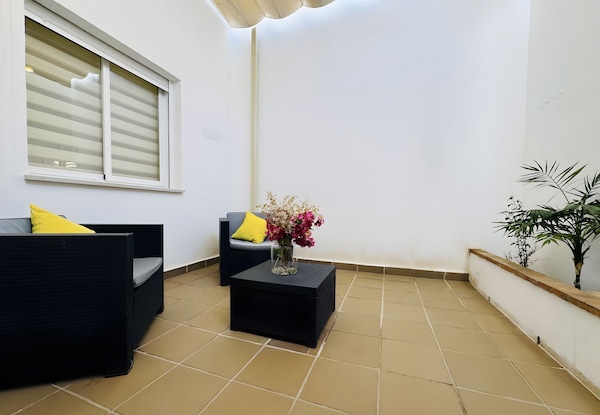 Casa De Vacaciones 'Tu Refugio Cerca Del Centro Granada' Con Terraza Privada - Peligros