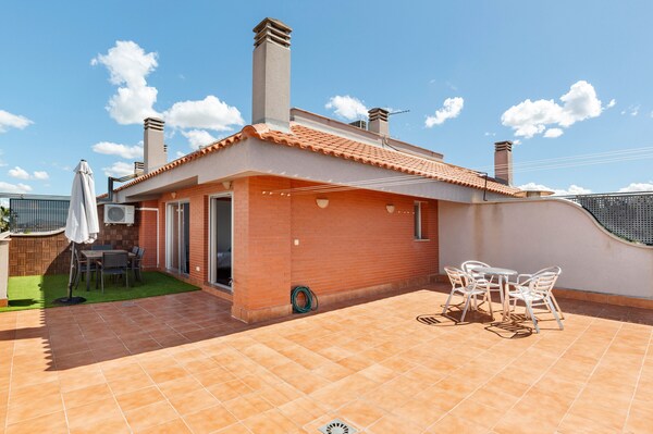 Apartamento 'áTico' Con Vistas A La Montaña, Wi-fi Y Aire Acondicionado - Molina de Segura