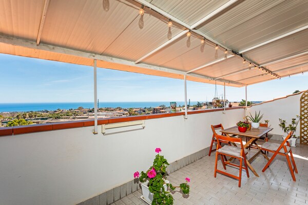 Appartamento 'Etna Home' Con Vista Mare, Wi-fi E Aria Condizionata - Mascali