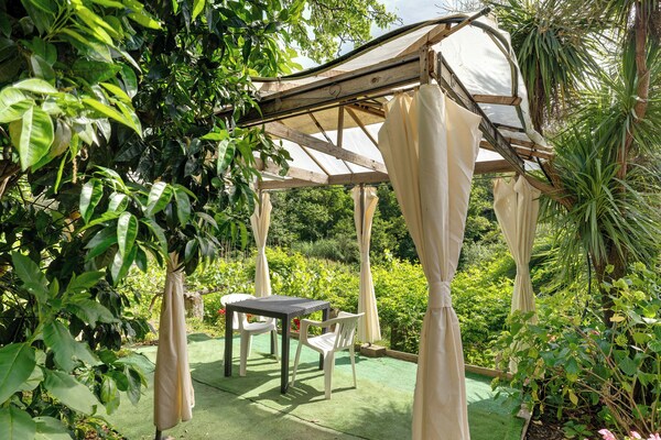 Chambre "Rosa" Avec Vue Sur La Montagne, Piscine Partagée Et Wi-fi - Ligurie