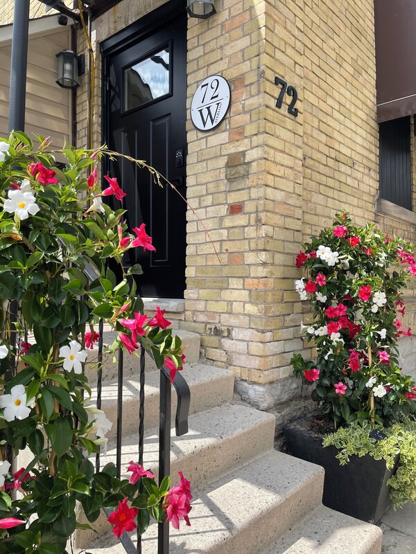 Berklee Suites Of Stratford- Private 1 Bedroom Apartment - Stratford