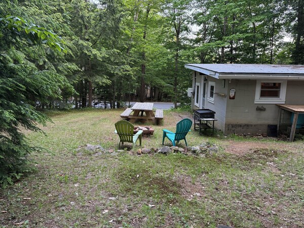 Charming Private Cottage In Sanbornton With Beach Access To Lake Winnisquam. - Laconia, NH