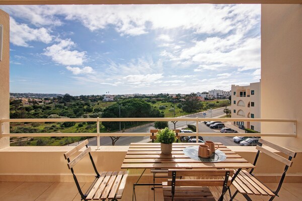 Apartamento 'Sunrise Village' 5 Min A La Playa Con Balcón - Guia