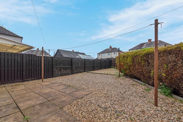 Vacant Nests | The Grampian | Free Wifi - Motherwell