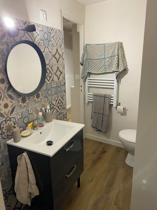 Charmant Appartement Convivial Avec Toutes Commodité - Beaumes-de-Venise