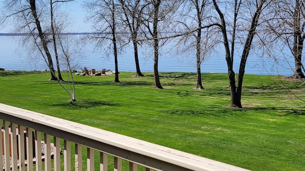 Relax And Recharge: Mille Lacs Lake Beach Villa - Completely Remodeled - Mille Lacs Kathio State Park, Onamia