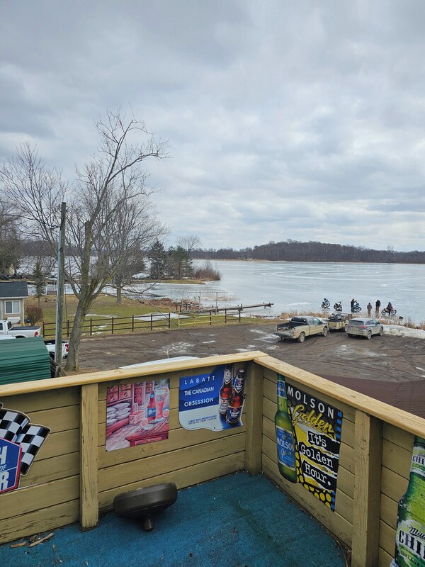 Charming Two Bedroom Lake House - Seven Lakes State Park, Holly