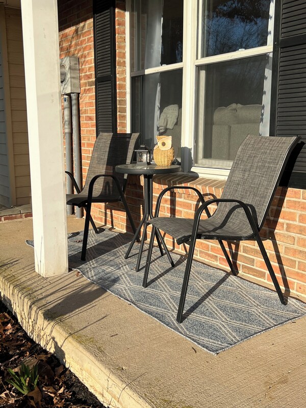 3 Bedroom House  3mi To Psu, Parking, Pancakes, Fast Wifi In State College - State College, PA