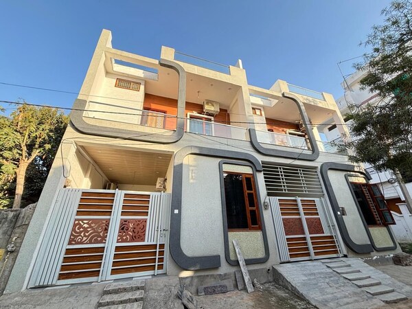 Charming 3-bedroom Villa With Ac And Wifi In Prime Location In Varanasi - Varanasi