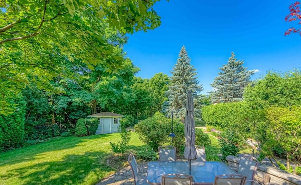 Ravine View Mansion - Vaughan