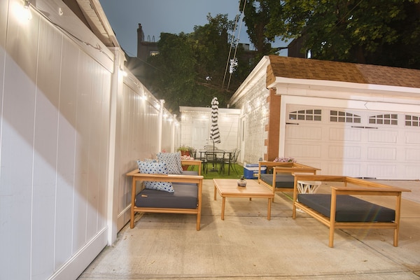 Prime Location: King Beds, Outdoor Space, Bbq Grill, Parking, Wifi, Safe Area - Maspeth - Queens NY