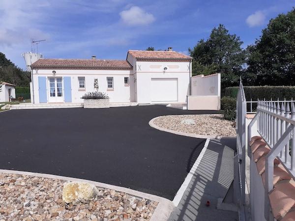 Vacation Home In Saint-sulpice-de-royan - Séjour Idéal En Charente-maritime - Saint-Palais-sur-Mer