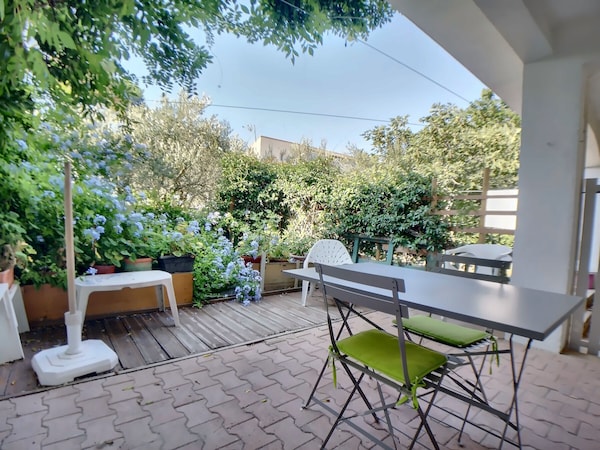 Appartement Pour 4 Pers Avec Wifi, Proche Marché - Saintes-Maries-de-la-Mer