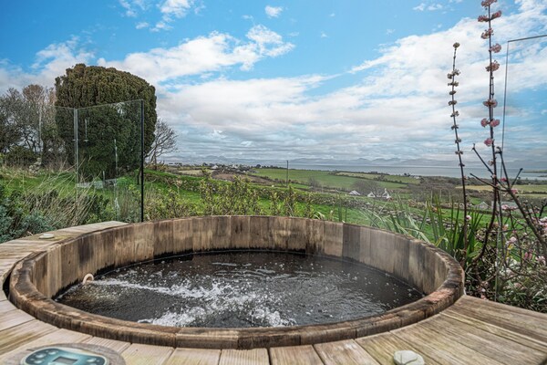 Stunning Abersoch Home With Hot Tub And Ocean Views - Abersoch