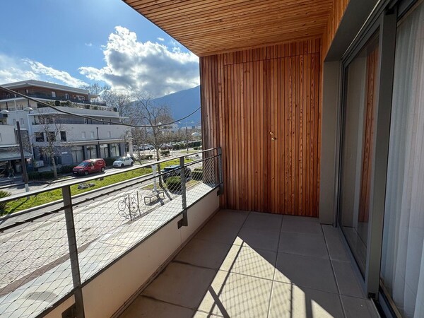 Spacieux T2 Avec Terrasses Et Garage, Animaux Bienvenus - Aix-les-Bains