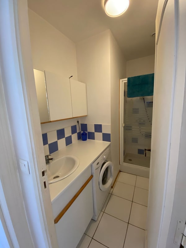 Michel Ange Appartement F3 Avec Parking Privé à 200 Mètres Des Cures - Lamalou-les-Bains