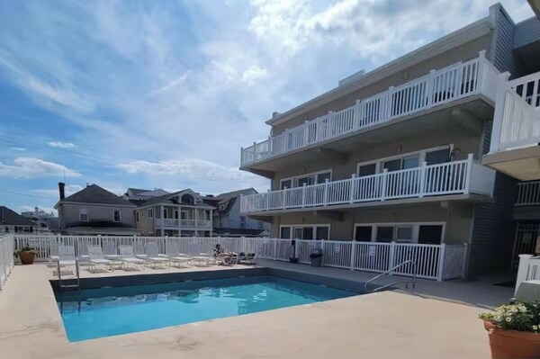Boutique 1-bedroom Condo With Pool, Wifi, & Beach Tags. - 大洋城