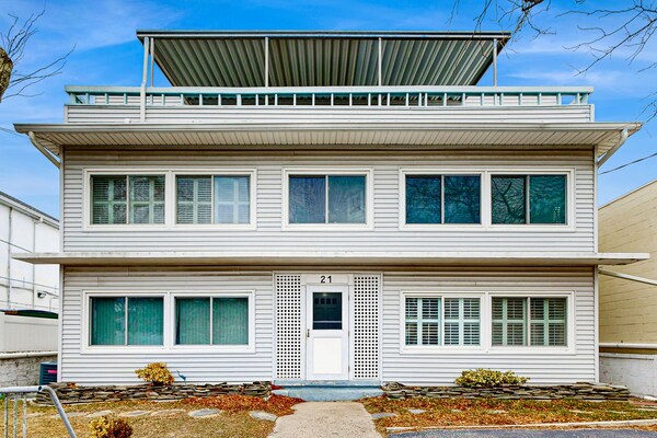 The Boxwood House Dog-friendly Condo W/beach Access, Wifi - Lewes, DE