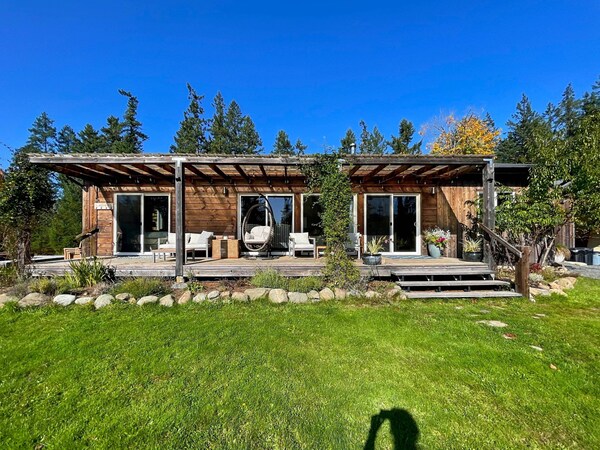 Modern 3bed Farmhouse With Hot Tub - Vancouver Island