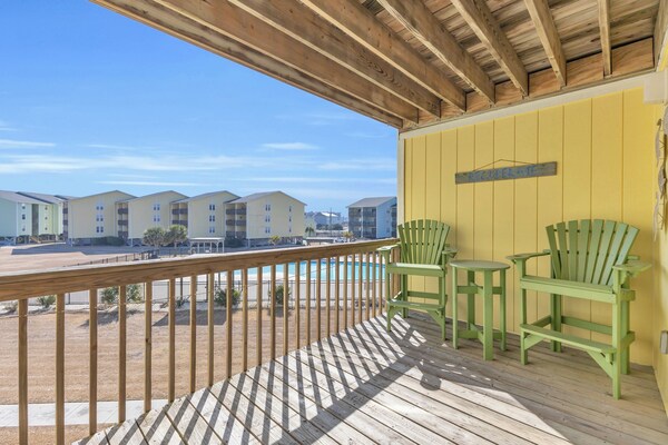 Ocean View Condo In Surf City! - Topsail Island, NC