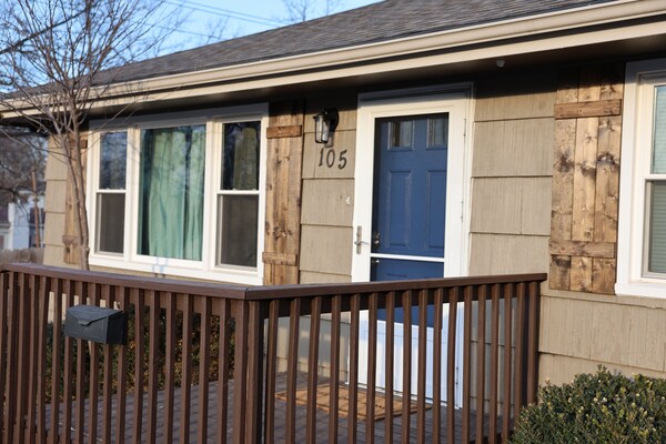 Pet Friendly; Heartland Haven In Kansas City/independence Area: Newly Remodeled! - Independence, MO