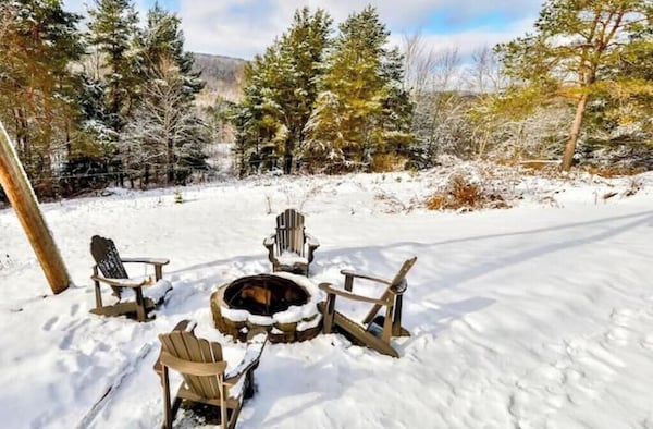 Delightful 3-bedroom Chalet With Wifi In Windham - Windham, NY