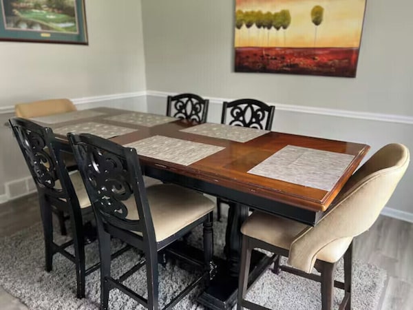 Private Cul-de-sac Oasis - Columbus, OH