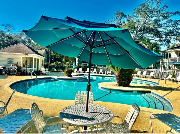 Visit This Classy One Bedroom Condo Located In The Popular Ocean Walk Complex. - Beach, St Simons Island