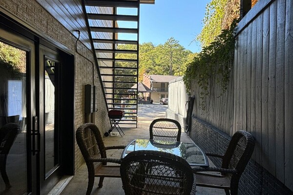 Downtown+freeparking+wifi Main St. Ste 101 - ビーバー湖, AR