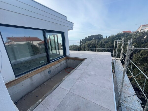 Four Bedroom Apartment Dantela - Private Pool - Mandre