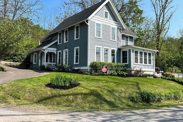 Lakefront | Dock | Keuka Lake | Near Wineries - Dundee, NY