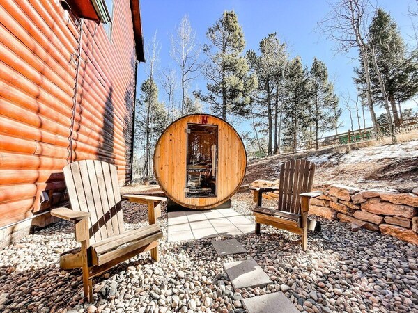 Trail's End Mountain Escape W/ Hot Tub! - Woodland Park, CO