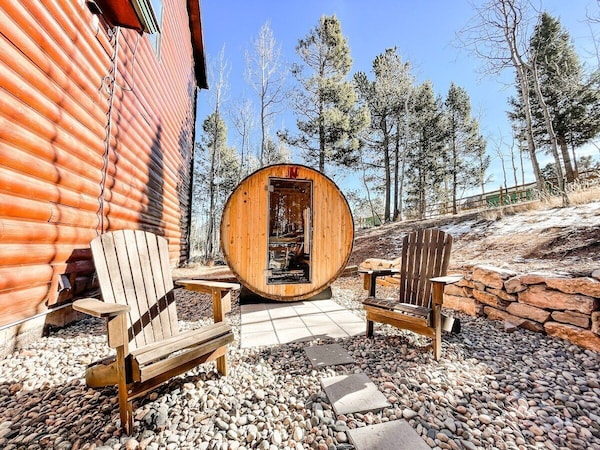 Trail's End Mountain Escape W/ Hot Tub! - Woodland Park, CO