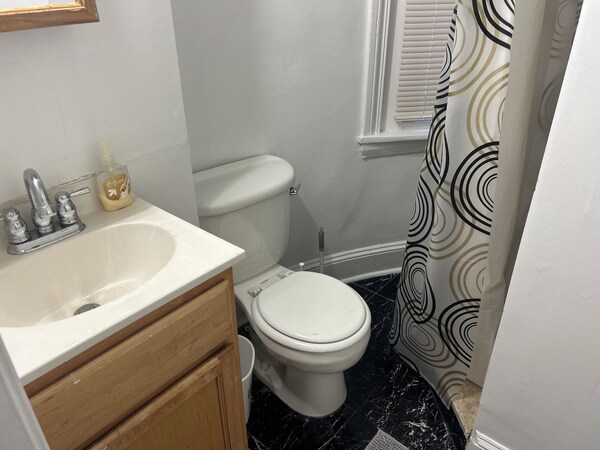 Charming 2-bedroom Apartment With Wifi, Ac In Wonderful Philadelphia - Conshohocken, PA