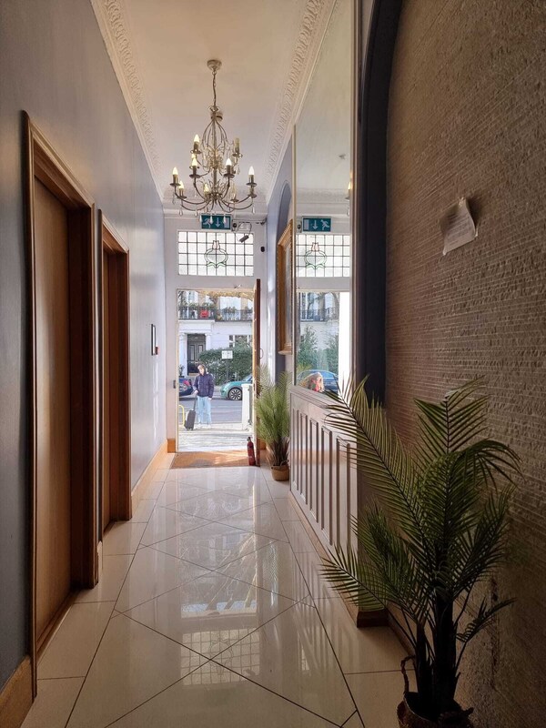 Quad Studio Hyde Park Bayswater 203 - Maida Vale - London