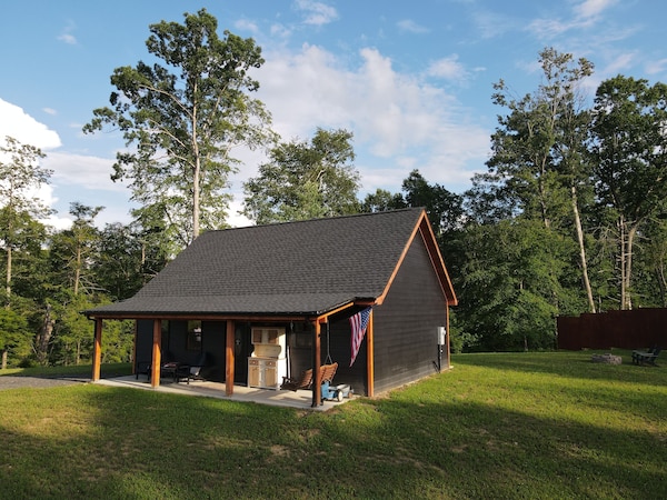 Cozy New Retreat On Brownstone Ridge In The Beautiful Mountnebo. - サマーズビル, WV