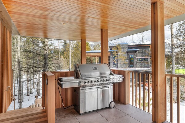 Fernie Alpine Resort - Wood Fire - Sauna - Hot Tub - A/c - Fernie